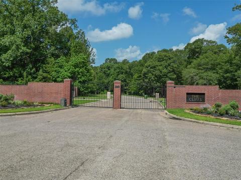 239 Vista Del Lago Dr, Huffman, TX 77336 | 21 Photos | MLS #43245305 ...