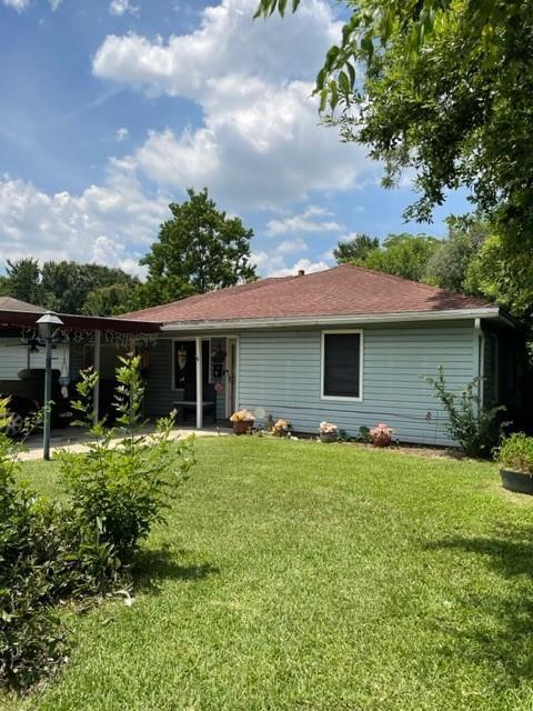 1319 Sulphur St, Houston, TX 77034 | 15 Photos | MLS #43915402 - Movoto