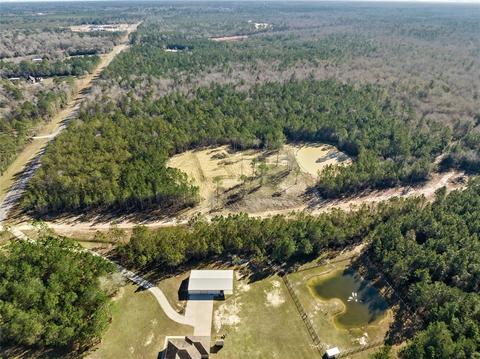 2425 Fm 1293 Rd, Kountze, TX 77625 | 39 Photos | MLS #44143310 - Movoto