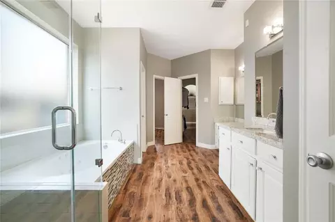 3030 Hidden Mist Ct, Pearland, TX 77584 | 37 Photos - Movoto