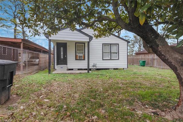 5631 Finch St, Houston, TX 77028 | 16 Photos - Movoto