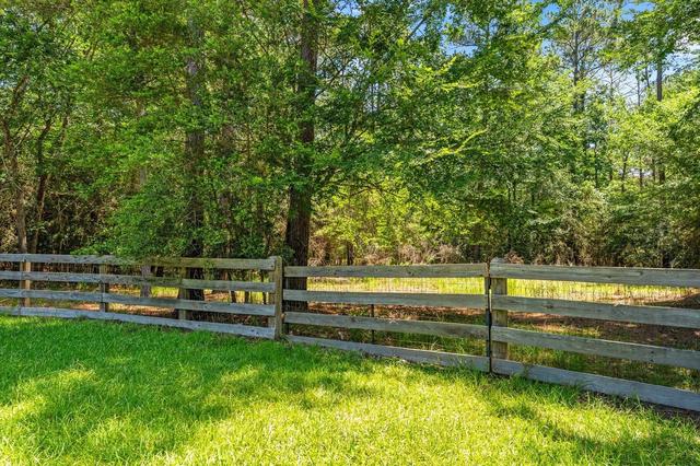 28613 Beth Marie, Magnolia, TX 77355 | MLS# 48339241 | 17 Photos - Movoto
