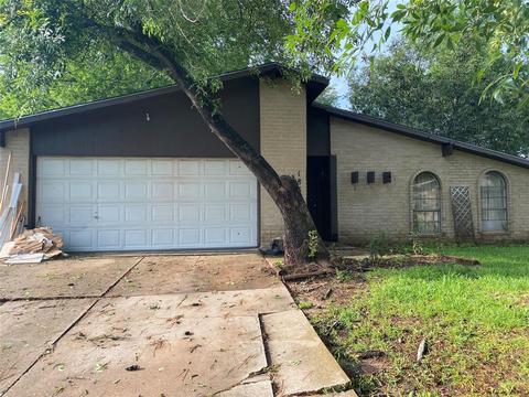 18318 Cassina Ln, Spring, TX 77388 | 14 Photos | MLS #54824087 - Movoto