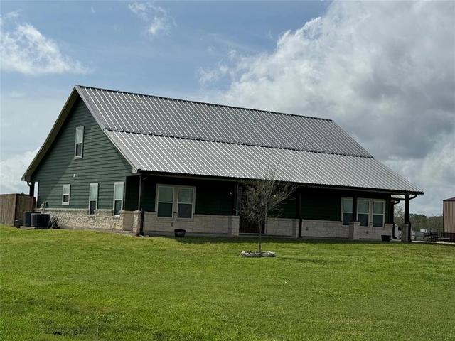 20067 Fm 523, Angleton, TX 77515 | 21 Photos - Movoto