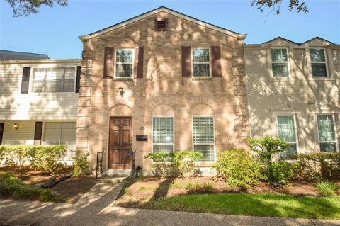 12947 Trail Hollow Dr, Houston, TX 77079 | 32 Photos | MLS #59777990 ...