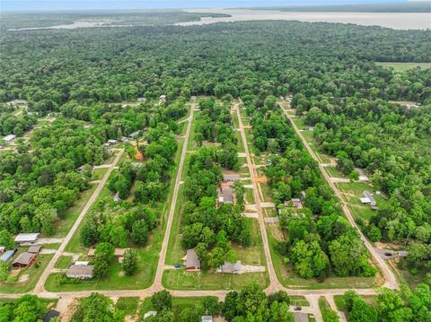 190 Acorn Ln, Point Blank, TX 77364 | 37 Photos | MLS #65474647 - Movoto