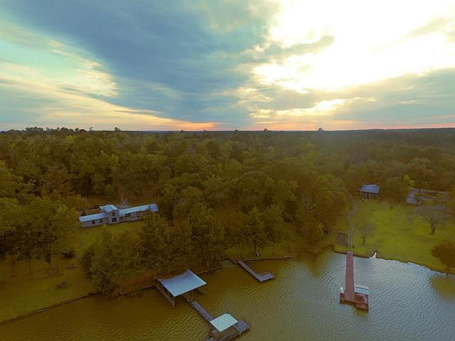 328 Dogwood Forest Trl, Trinity, TX 75862 | MLS #6605402 - Movoto