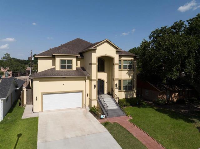 714 Houston, TX Homes with 5+ Bed For Sale - Movoto