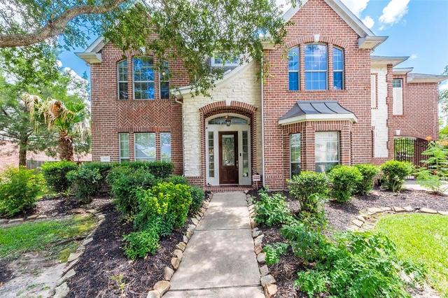 2003 Pine Dr, Friendswood, TX 77546 | 41 Photos - Movoto