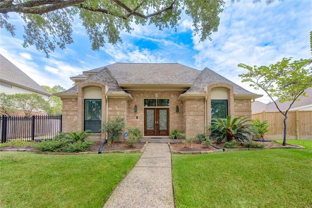 11314 Del Monte Dr, Houston, TX 77077 - Movoto