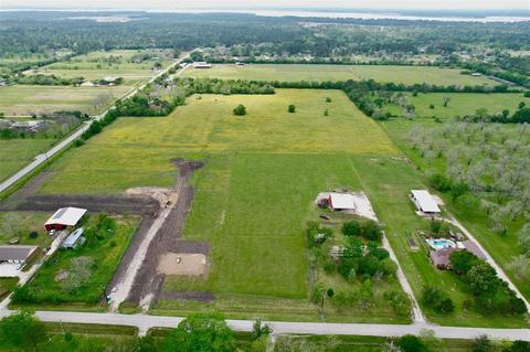 532 N Gum Gully Rd, Crosby, TX 77532 | 8 Photos | MLS #72233196 - Movoto