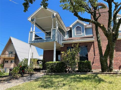 3100 75th St #5, Galveston, TX 77551 | 9 Photos | MLS #7517698 - Movoto