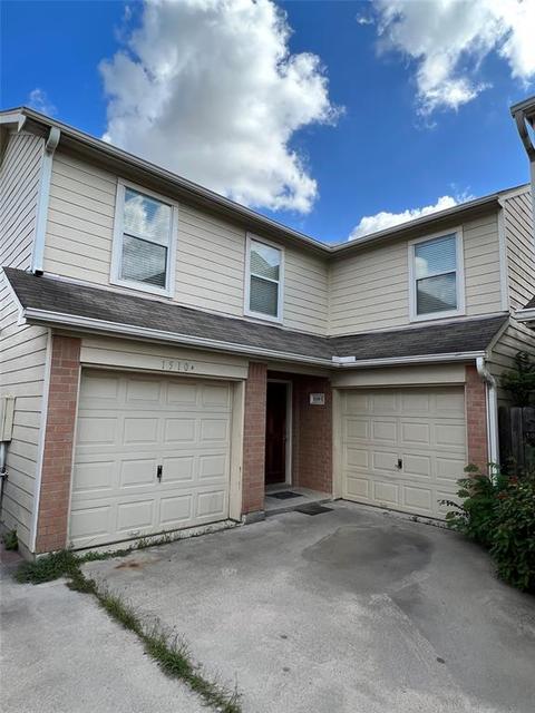 1510 Robin St #C, Houston, TX 77019 | 13 Photos | MLS #75763505 - Movoto