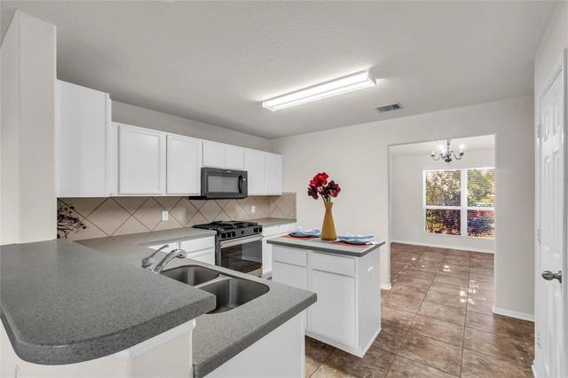 3050 Thicket Path Way, Katy, TX 77493 | MLS# 77469453 | 25 Photos - Movoto