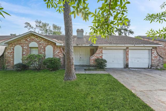 15218 Falcon Ridge Dr, Humble, TX 77396 | MLS# 80698312 | 27 Photos ...