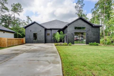 1311 Flamingo St, Conroe, TX 77385 | 34 Photos | MLS #83497975 - Movoto