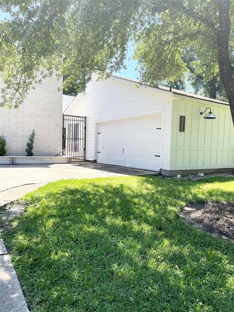 77015 Homes for Sale & 77015 Real Estate | 114 Houses - Movoto