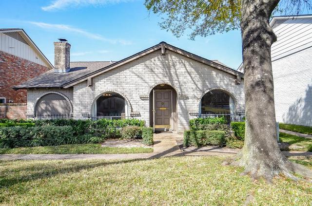 Gessner Place Apartments, Houston Condos & Townhouses For Sale - Movoto