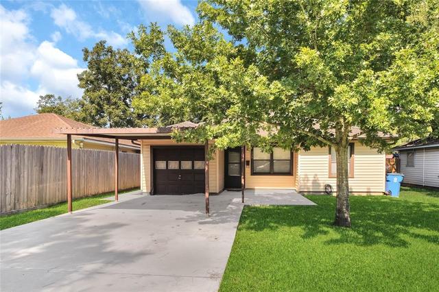 Stevenson Middle School, Houston, TX, 6-8 Grade, 3 Reviews - Movoto