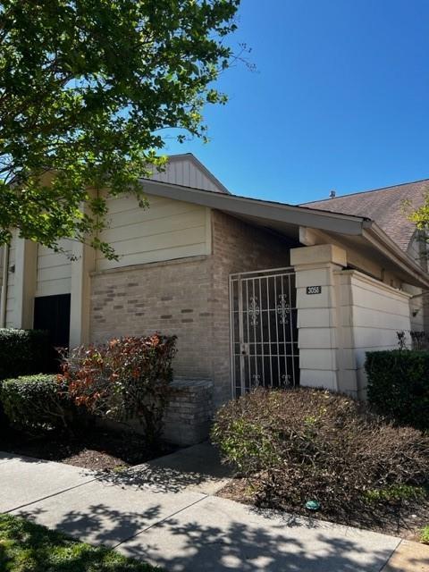 3058 Windchase Blvd, Houston, TX 77082 | 35 Photos | MLS #92261068 - Movoto
