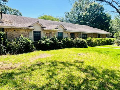 1111 Kost Rd, Alvin, TX 77511 - Movoto