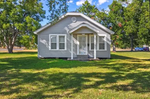 Groves, TX Single Family Homes For Sale - Movoto