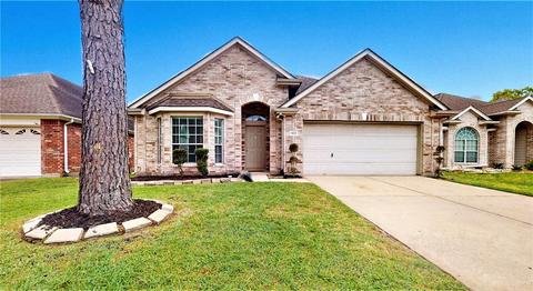 11023 Redhaven Ct, Houston, TX 77065 | 37 Photos | MLS #97583268 - Movoto