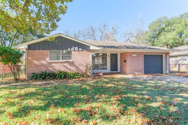 610 S Belknap St, Sugar Land, TX 77478 | 17 Photos - Movoto