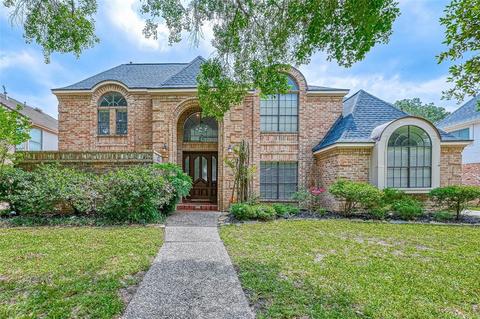 24618 Northcrest Dr, Spring, TX 77389 | 38 Photos | MLS #98596423 - Movoto