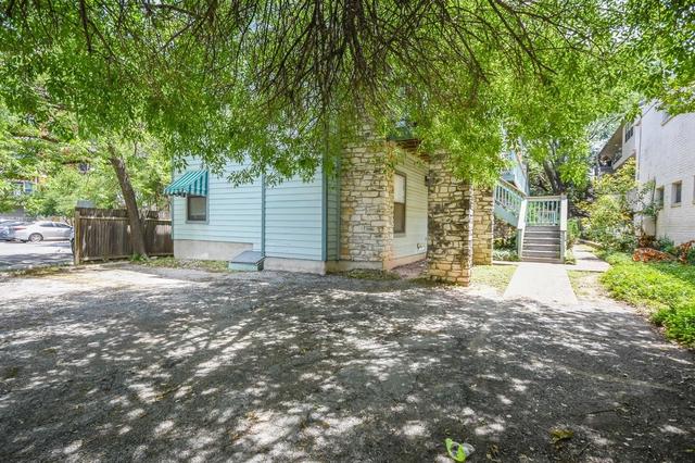 2813 5 Rio Grande St S #101, Austin, TX 78705 | 25 Photos - Movoto