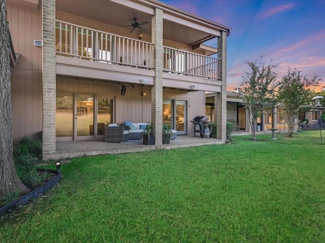 11123 Pinehurst Dr, Austin, TX 78747 | 21 Photos - Movoto