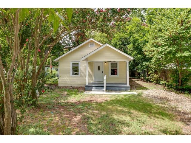 Elgin, TX Homes with $0 - $400K Price & 8,000+ Sqft+ Lot Size For Sale ...