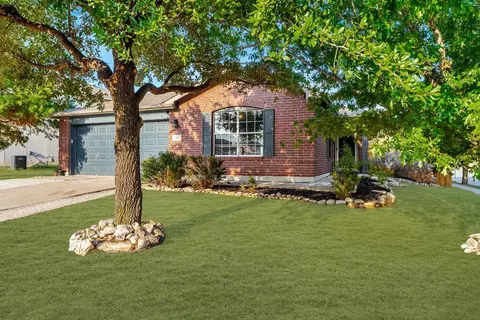 950 Shadow Creek Blvd, Buda, TX 78610 | 36 Photos - Movoto