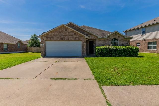 317 Swenson Dr, Hutto, TX 78634 | 33 Photos - Movoto