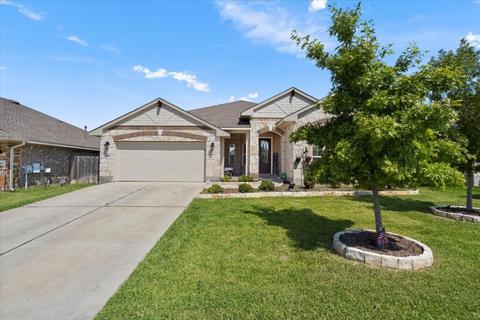 136 West Highfield Street, Hutto, TX 78634 | 36 Photos | MLS #7131202 ...