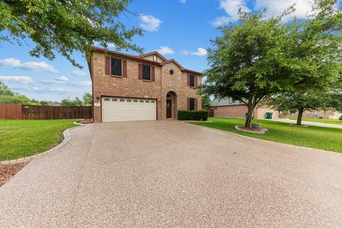 421 West Iowa Drive, Harker Heights, TX 76548 | 35 Photos | MLS ...