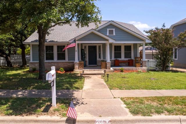 201 Haupt, Kyle, TX 78640 | 39 Photos - Movoto