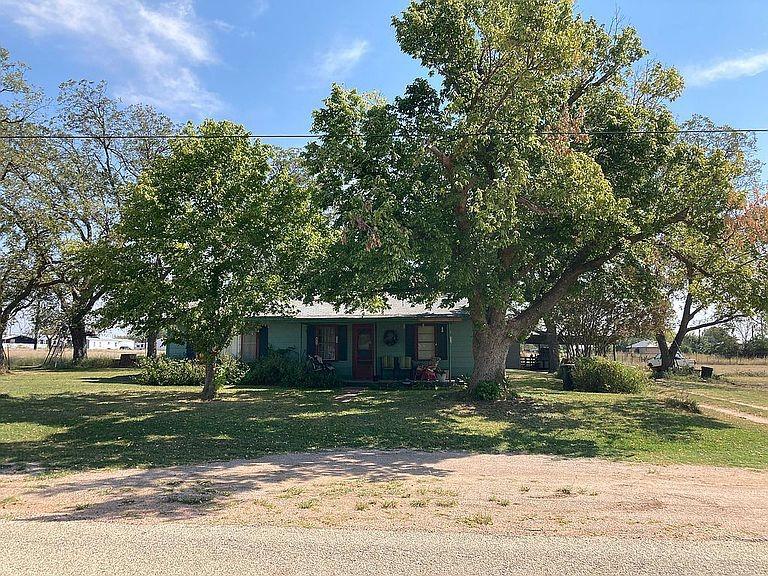525 Ranck Ave, Mason, TX 76856 | 20 Photos | MLS #8458392 - Movoto