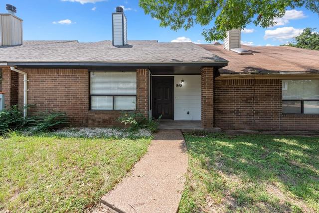 945 Navidad St, Bryan, TX 77801 | 32 Photos - Movoto