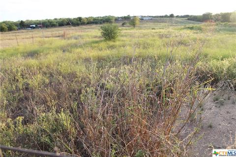 2591 Odaniel Rd, Seguin, TX 78155 | 7 Photos | MLS #392772 - Movoto