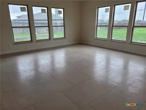 222 Alysheba Dr, Victoria, TX 77901 | 16 Photos - Movoto