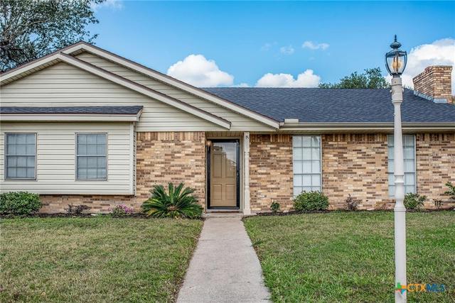 112 Lancelot St, Victoria, TX 77904 | 20 Photos - Movoto