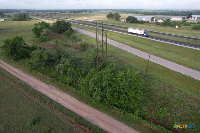 734 E Frontage Rd, Victoria, TX 77905 | MLS# 576656 | 3 Photos - Movoto