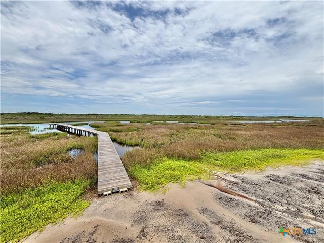 9 Boca Grande Loop, Port O'Connor, TX 77982 | MLS# 582149 | 40 Photos ...