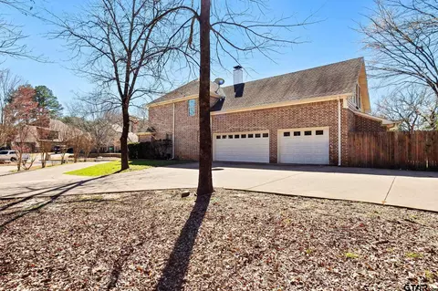 715 W Heritage, Tyler, TX 75703 | 29 Photos - Movoto