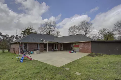 200 County Road 4132, Atlanta, TX 75551 | 25 Photos - Movoto