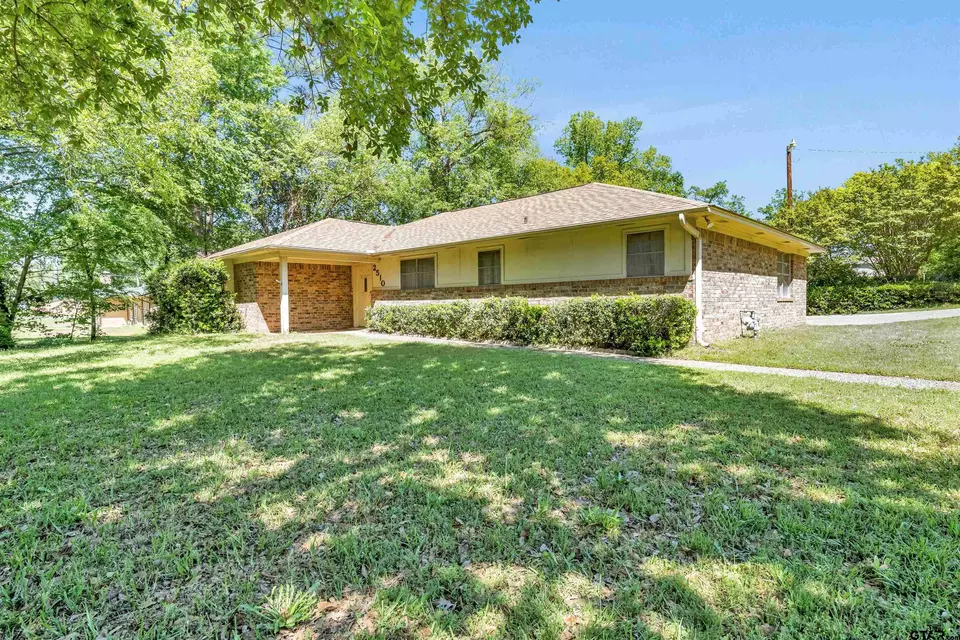 2510 S Boldt, Tyler, TX 75702 | 25 Photos - Movoto