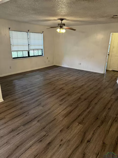 2904 S Garrett, Marshall, TX 75672 | 14 Photos - Movoto