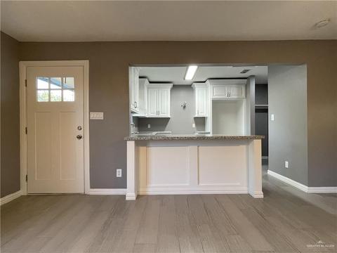 9211 29th Ln, Mcallen, TX 78504 | 20 Photos - Movoto