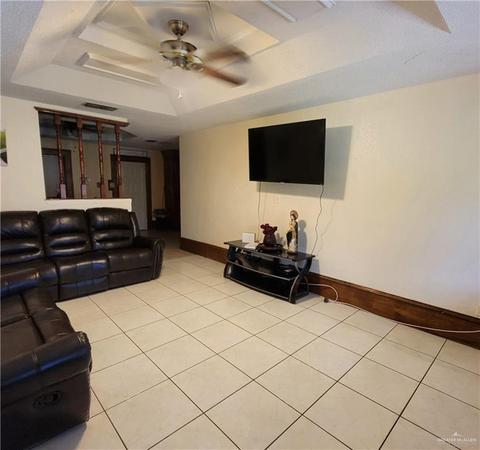 510 W Ciro Caceres St, Elsa, TX 78543 | 13 Photos - Movoto